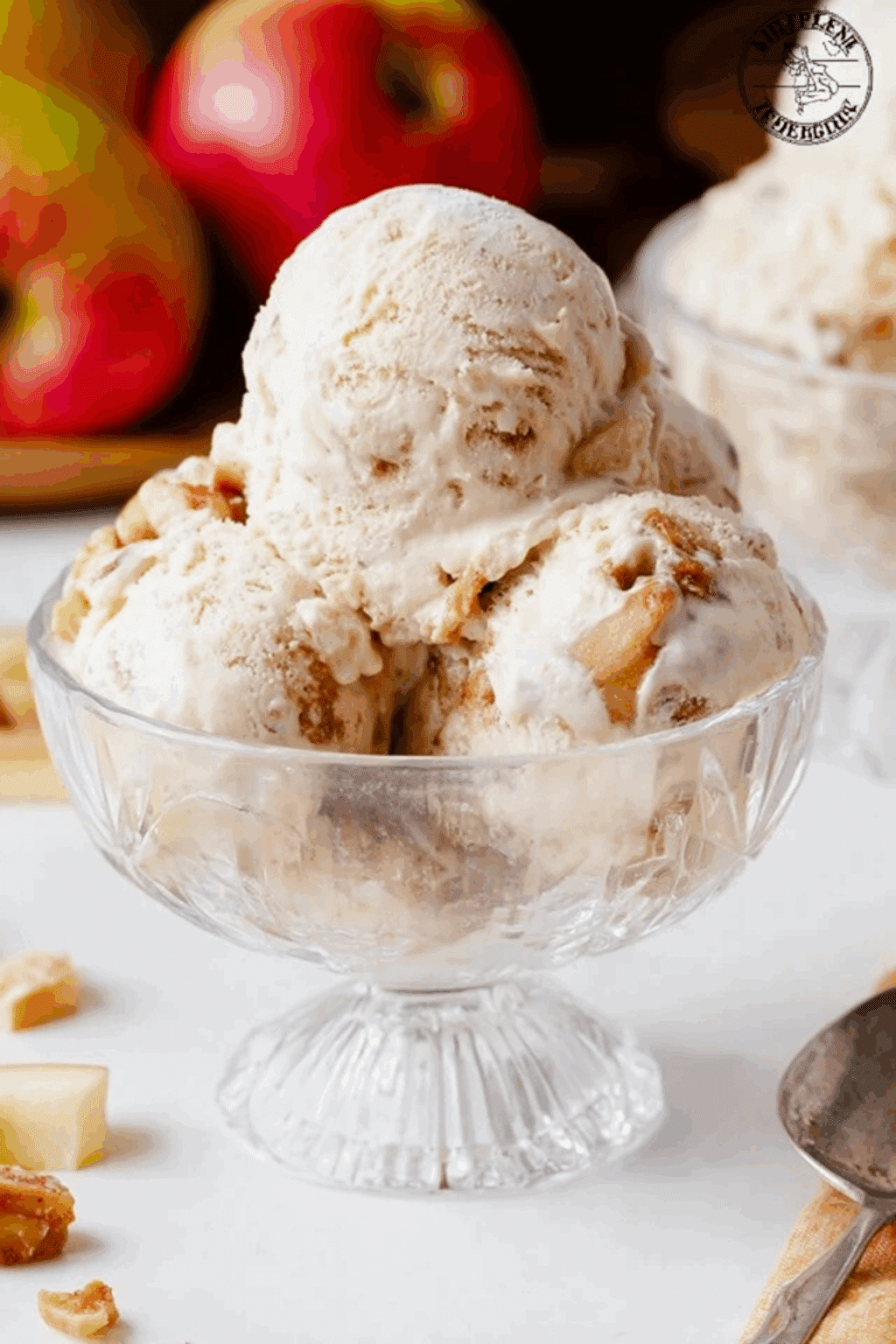 Apple Pie Ice Cream: A Fall-Inspired Frozen Dessert - Mucha Munch