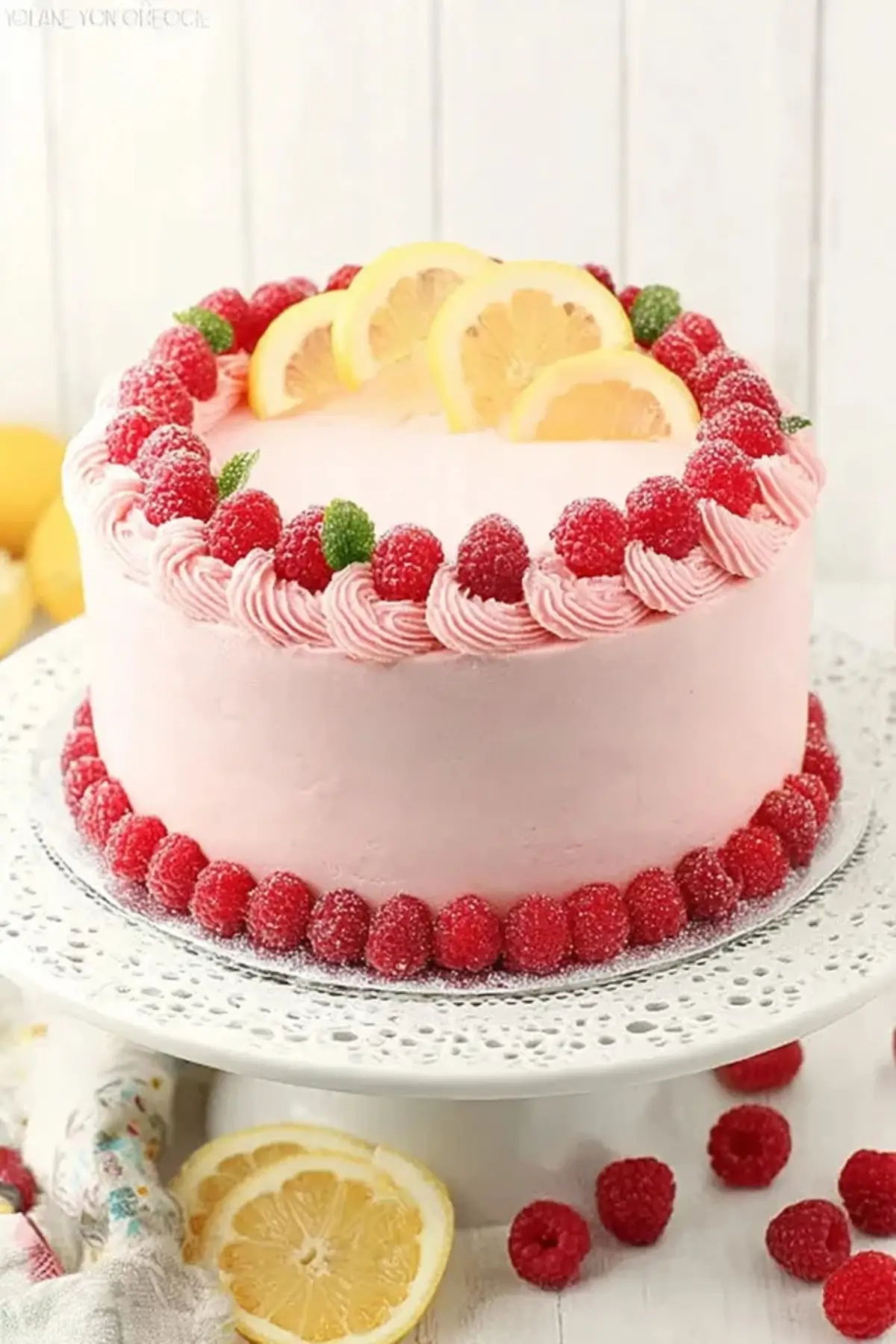 Lemon Raspberry Layer Cake: A Perfect Summer Dessert - Mucha Munch