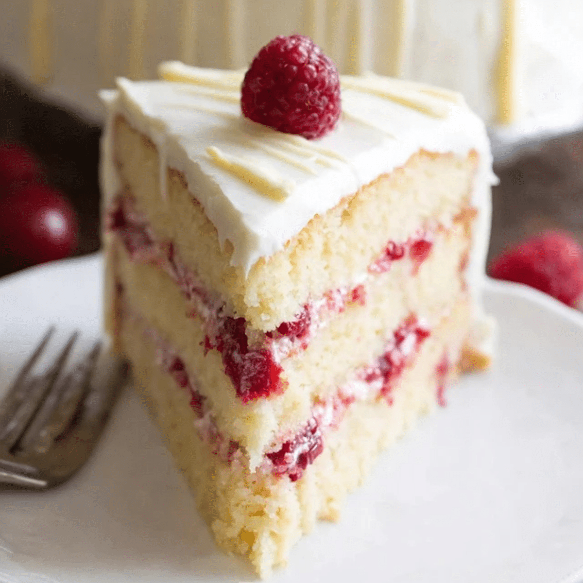 Raspberry Cake with Lemon Buttercream: A Delightful Dessert for Any ...
