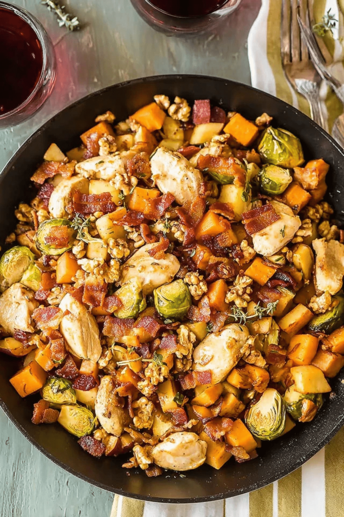 Harvest Chicken Skillet: The Perfect One-Pot Fall Dinner - Mucha Munch