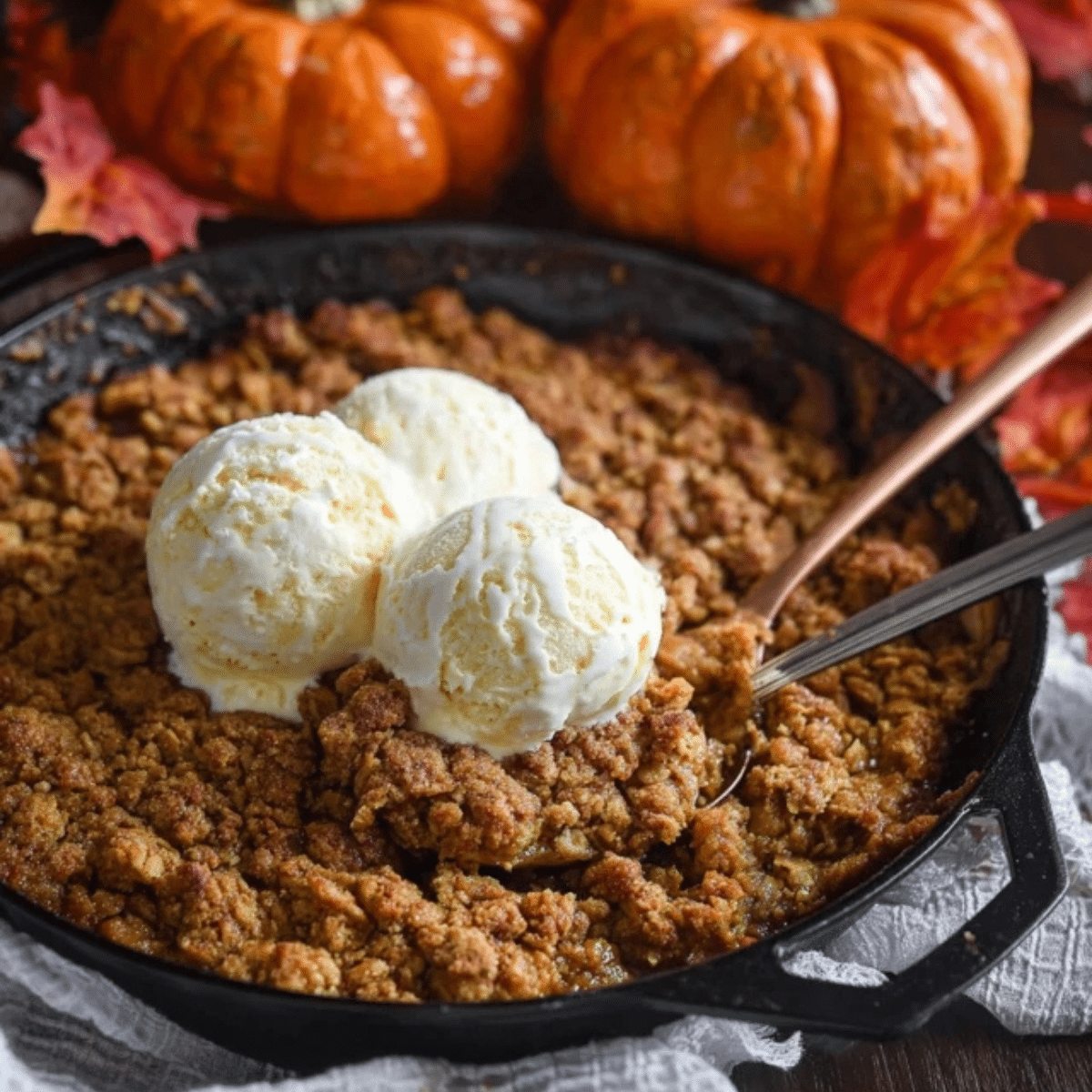 Pumpkin Crisp: The Best Fall Dessert You’ll Make This Season - Mucha Munch