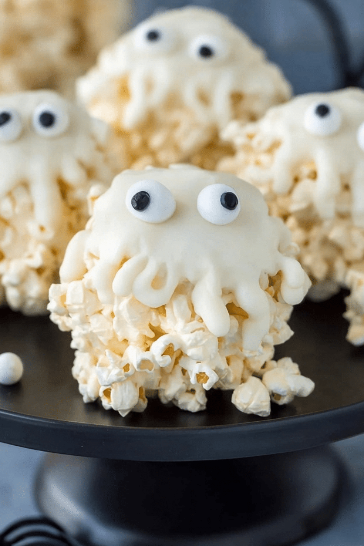 Ghost Marshmallow Popcorn Balls – Easy Steps - Mucha Munch