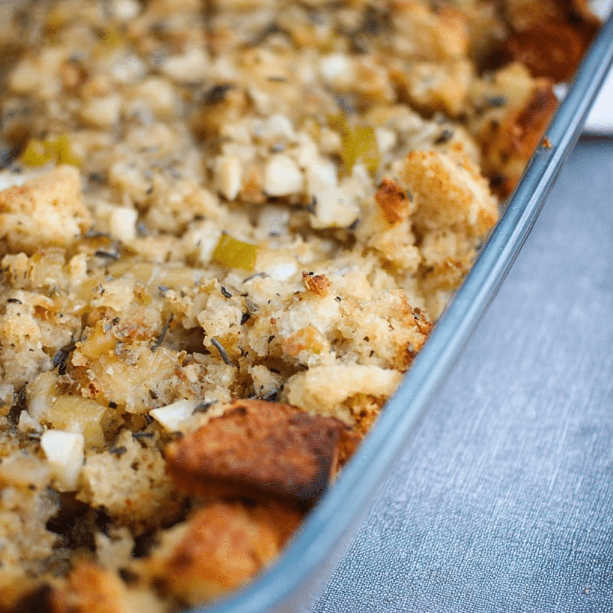 Grandma’s Thanksgiving Dressing: Easy Recipe - Mucha Munch