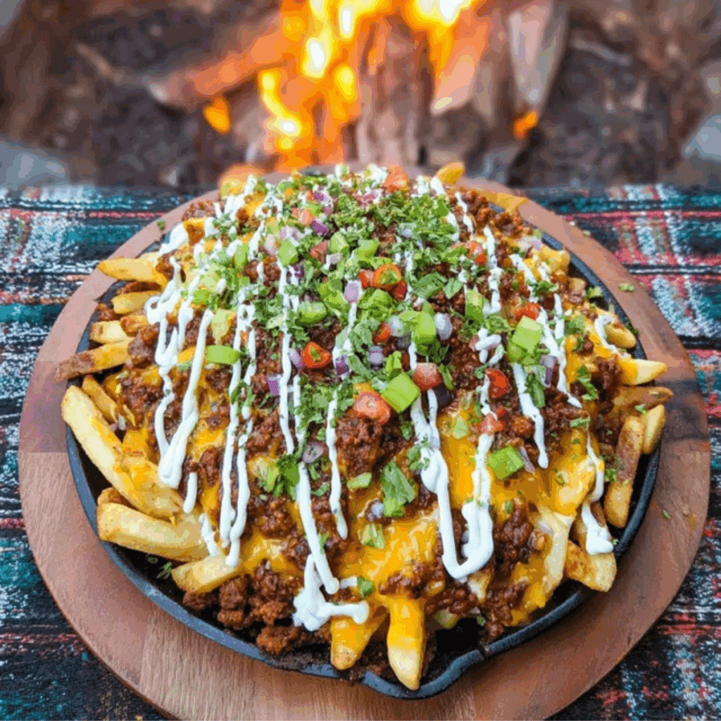 Loaded Chili Cheese Fries - Mucha Munch
