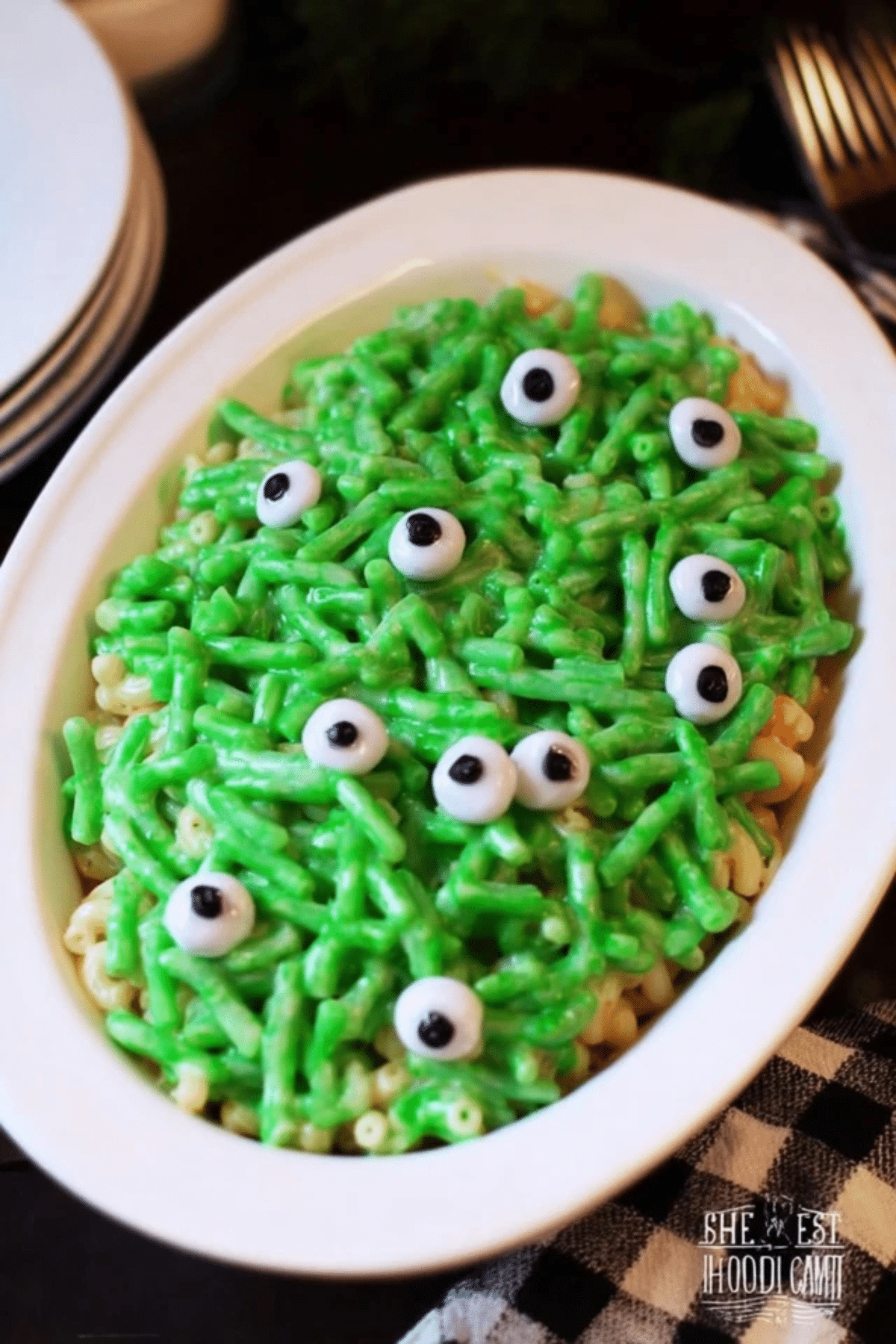 Monster Mac and Cheese: A Spooky Twist on a Classic Dish - Mucha Munch
