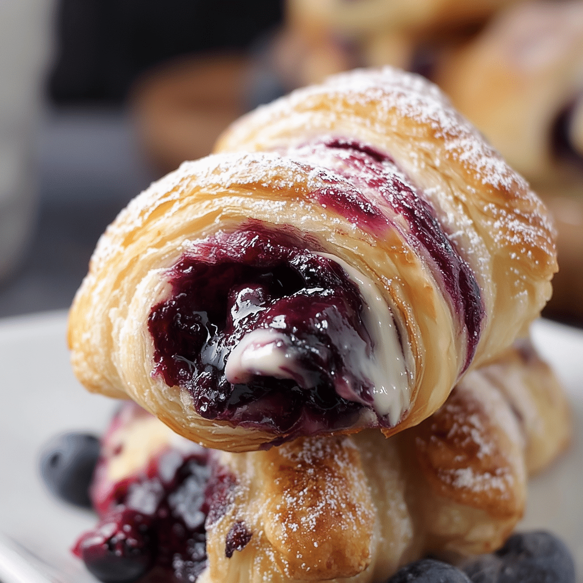Blueberry Cream Cheese Puff Pastry - Easy & Tasty - Mucha Munch