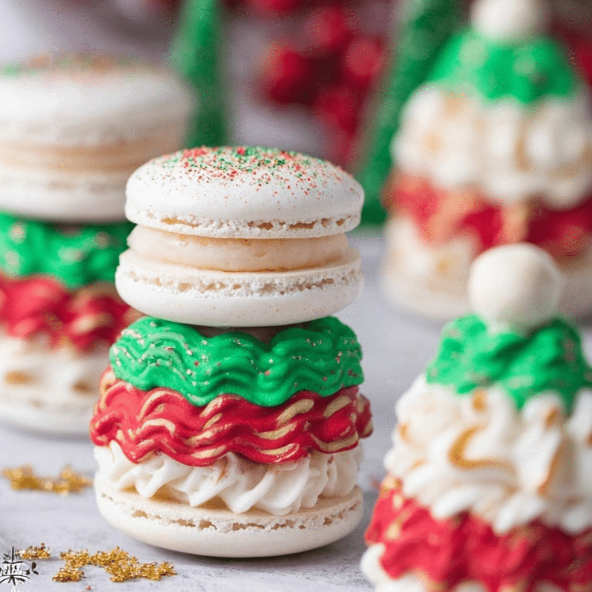 Christmas Tree Cake Macarons: Easy Holiday Recipe - Mucha Munch