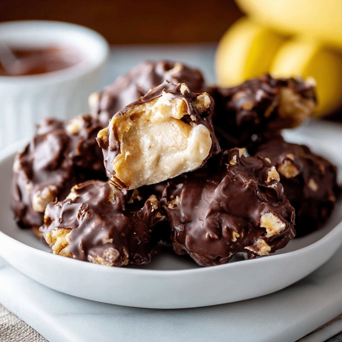 Peanut Yogurt Banana Chocolate Clusters – Easy & Healthy - Mucha Munch