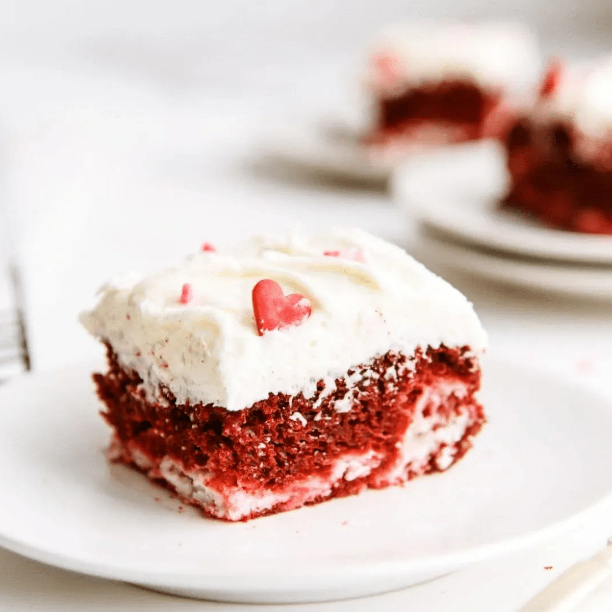 Red Velvet Cheesecake Swirl Cake Recipe You’ll Love - Mucha Munch