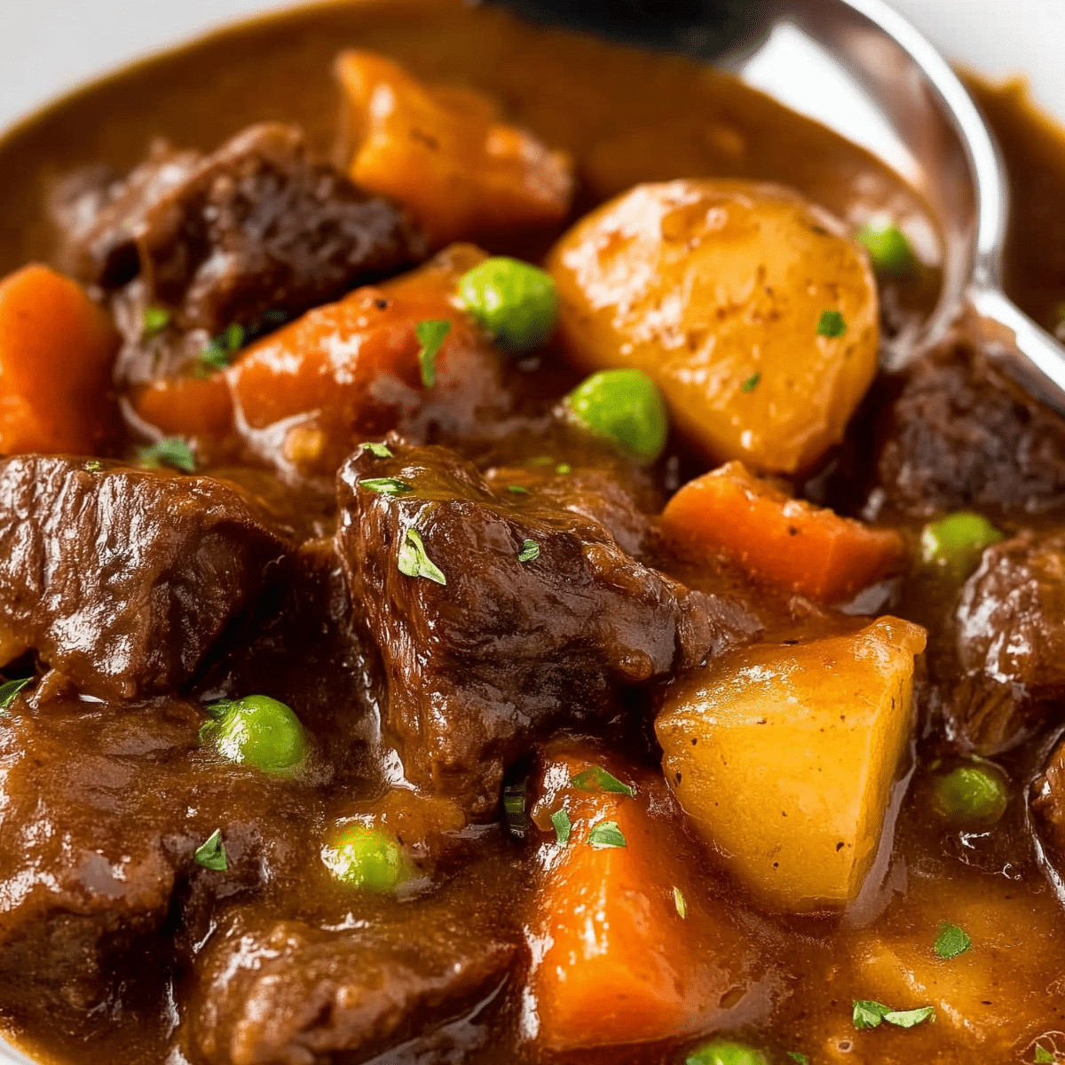 Slow Cooker Beef Stew – Easy & Hearty Recipe - Mucha Munch
