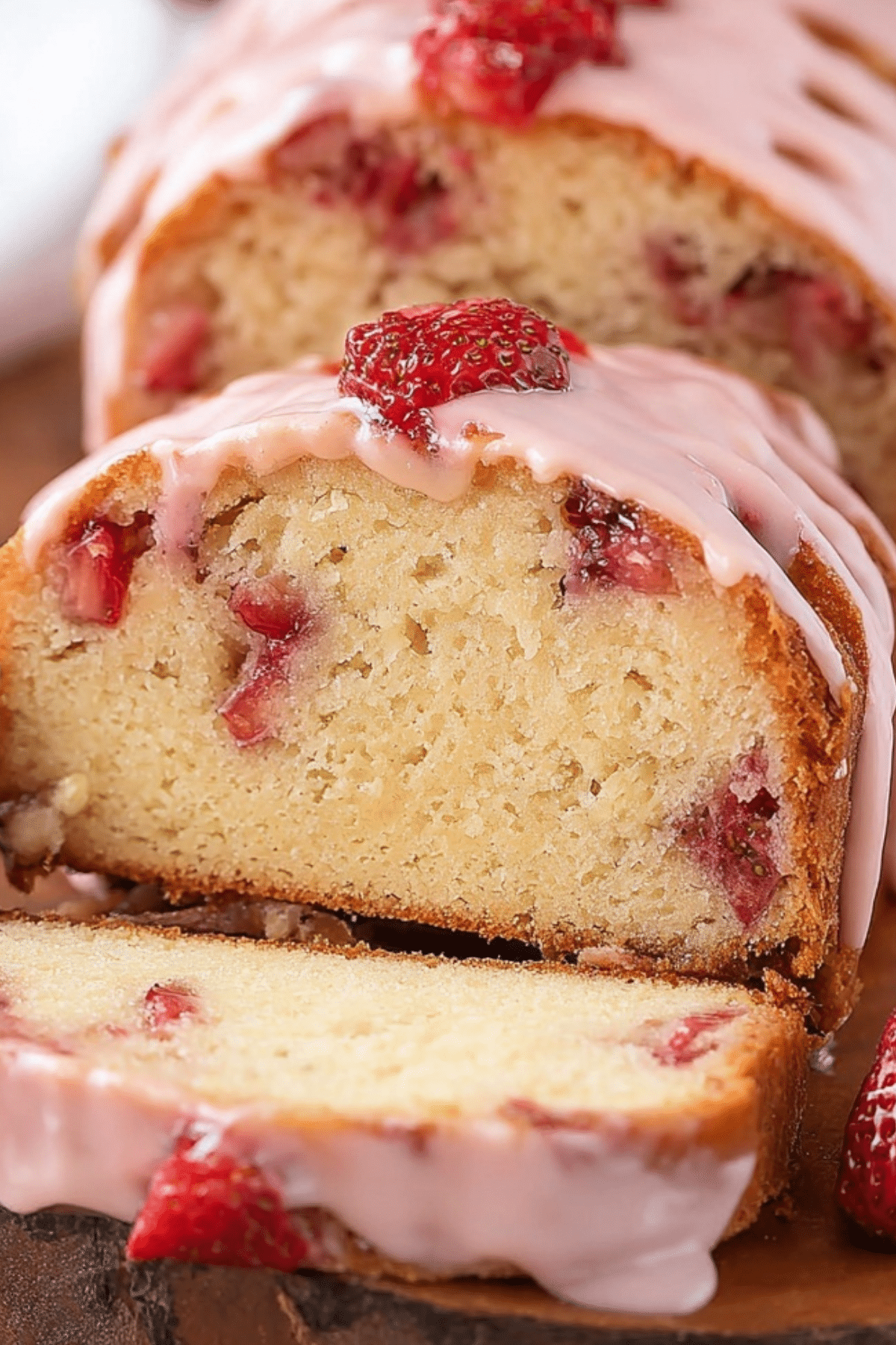 Strawberry Pound Cake – Easy & Irresistible Recipe - Mucha Munch